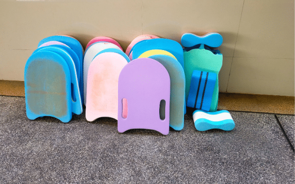 Swimming Equipment List: 20 Items (with Pictures)