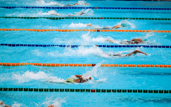 Swimming Equipment List: 20 Items (with Pictures)